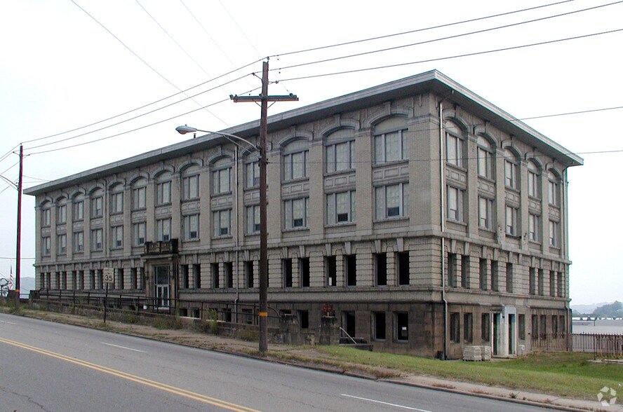 651 Hansen Ave, Butler, PA, 16001 - Office Property For Sale | LoopNet.com