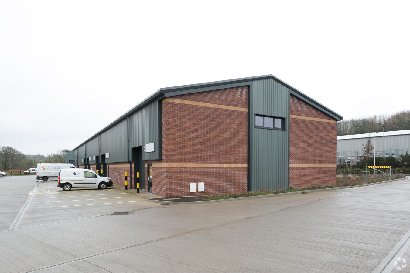 Salterton Rd, Exmouth, DEV EX8 2NR - Harpford Units | LoopNet