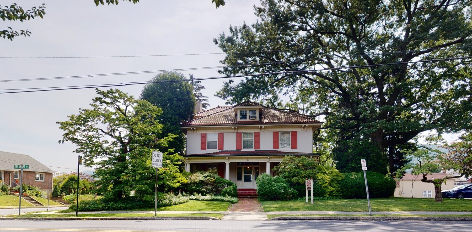 804 Delaware Ave, Fountain Hill, PA 18015 - Ophthalmologist Office | LoopNet