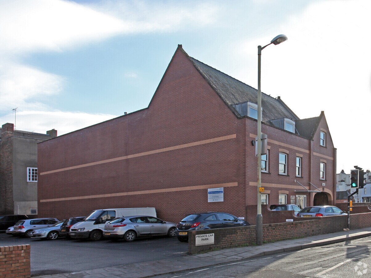 St Georges Pl, Cheltenham, GLS GL50 3PQ | LoopNet