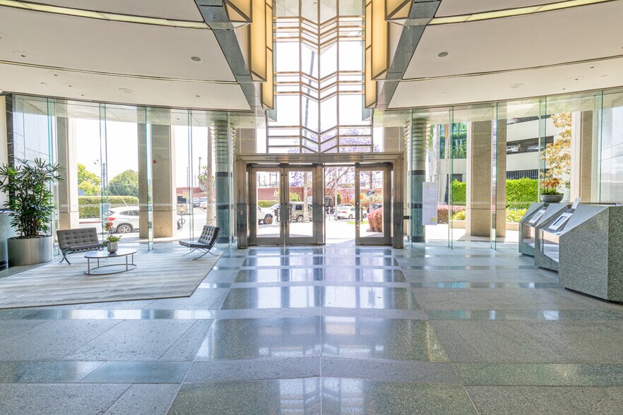 11400 W Olympic Blvd, Los Angeles, CA 90064 - Executive Tower | LoopNet