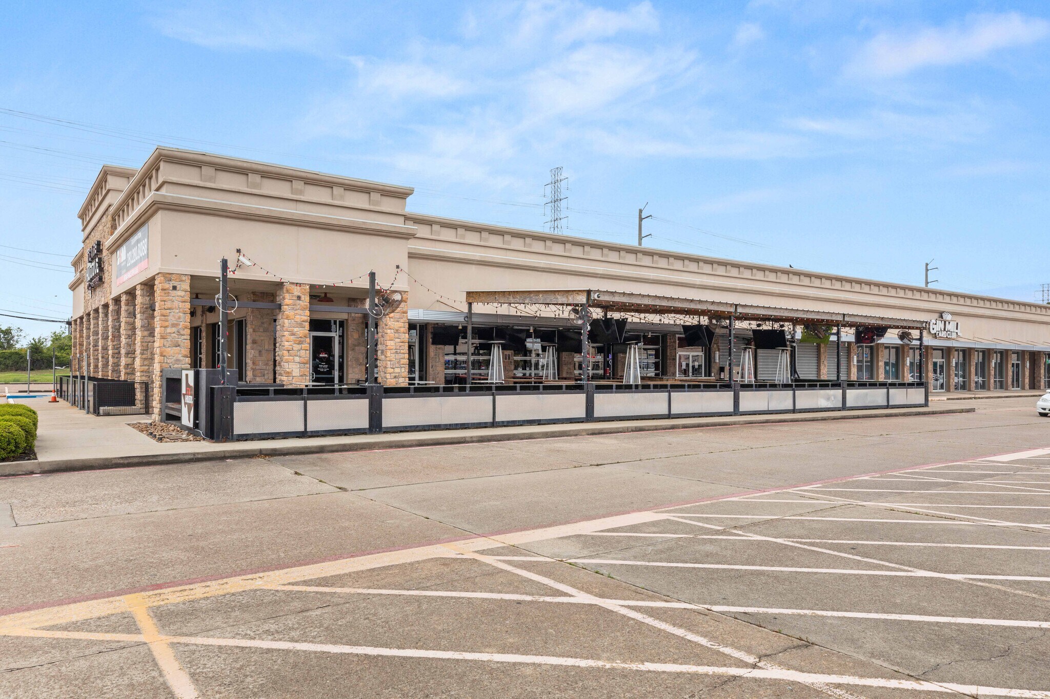 803 E NASA Rd 1, Webster, TX 77598 - Challenger Plaza | LoopNet