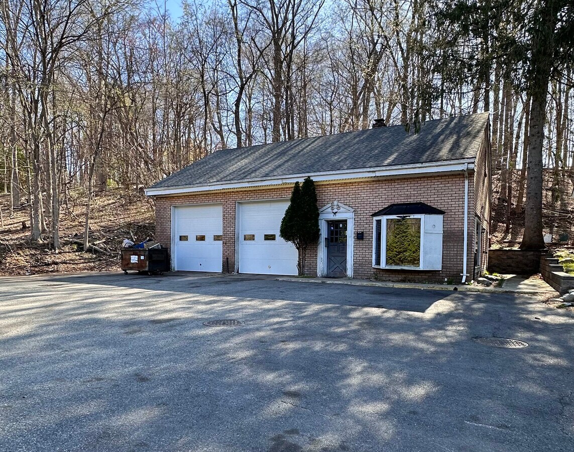 591 Saddle River Rd, Airmont, NY 10952 | LoopNet