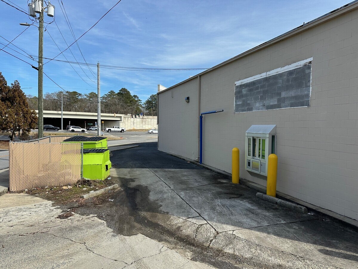 894 Pierce Ave, Macon-Bibb, GA 31204 - Buddy's Home Furnishings | LoopNet