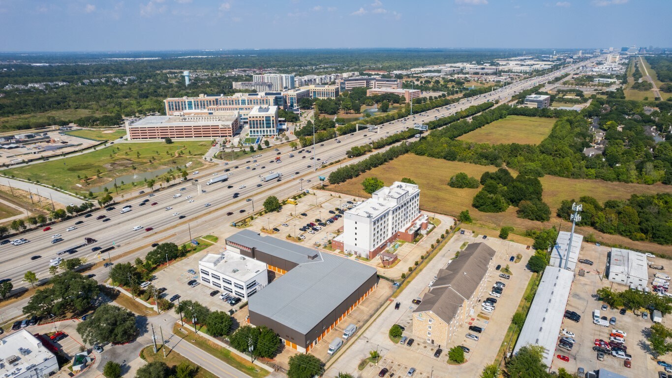 18861 Katy Fwy, Houston, TX 77094 - Four Points by Sheraton | LoopNet