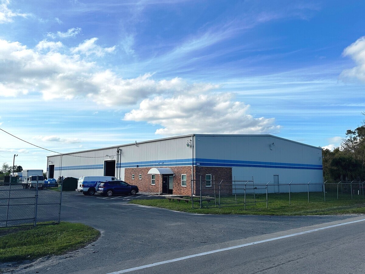 2020 Ortiz Ave, Fort Myers, FL 33905 | LoopNet