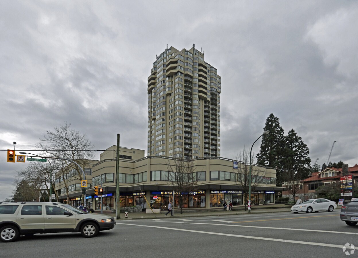 5172 Kingsway, Burnaby, BC V5H 2E8 - Burlington Square | LoopNet