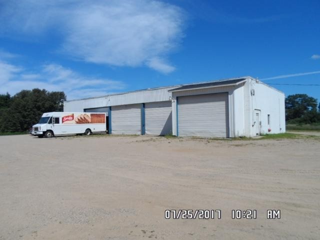 7954 N Clare Ave, Harrison, MI 48625 | LoopNet