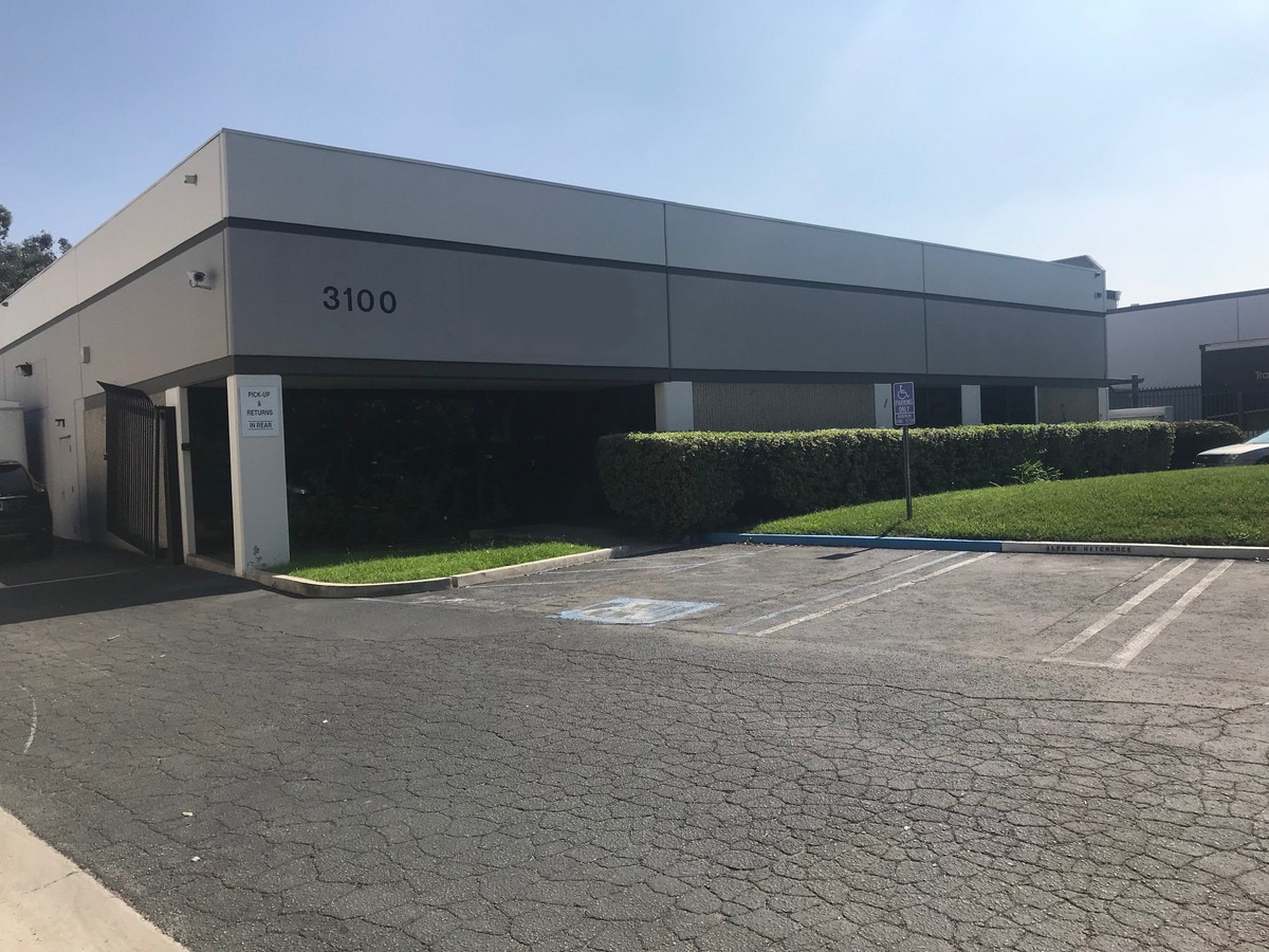 3100 Damon Way, Burbank, CA 91505 | LoopNet