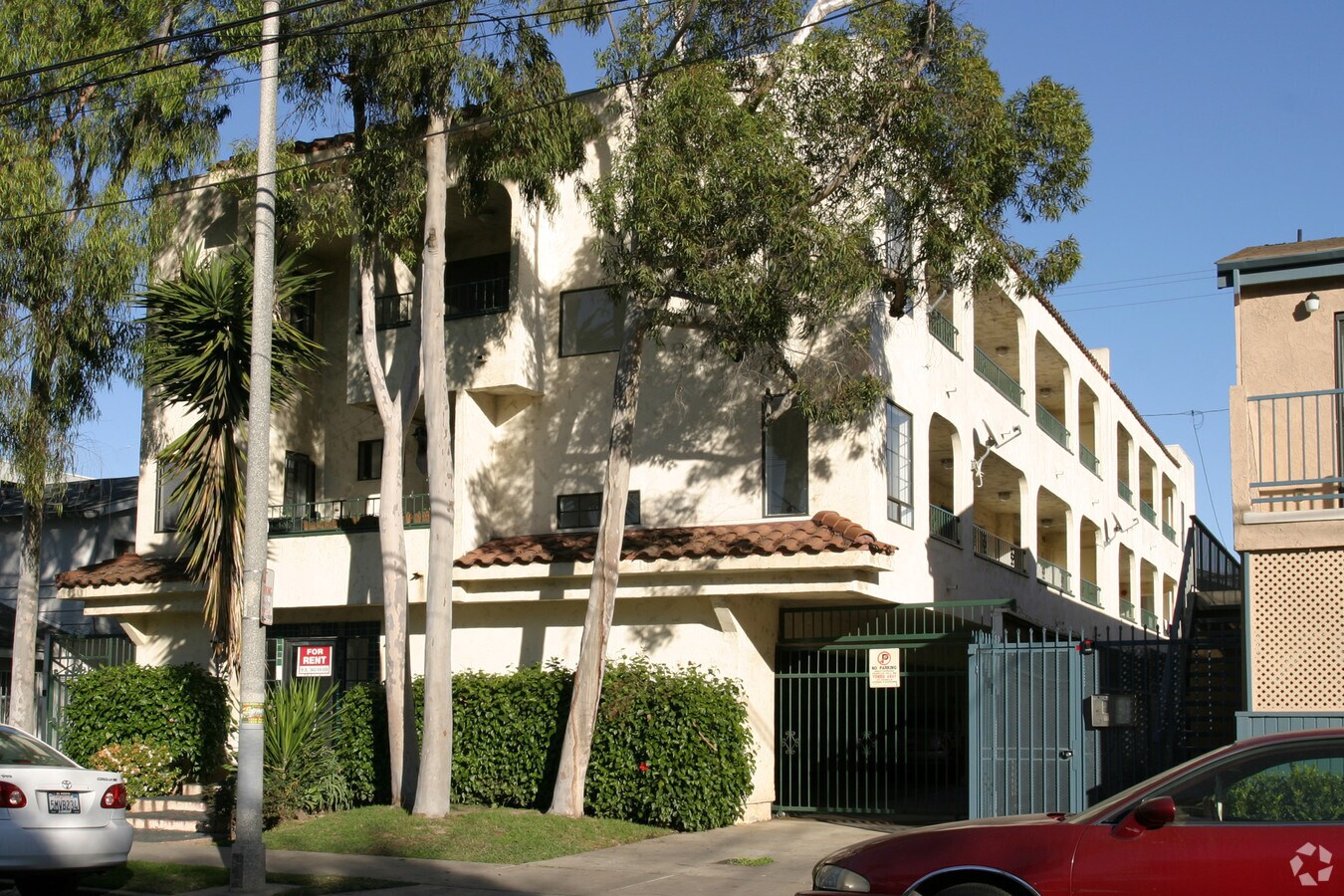 1128 Temple Ave, Long Beach, CA 90804 - Property Record | LoopNet