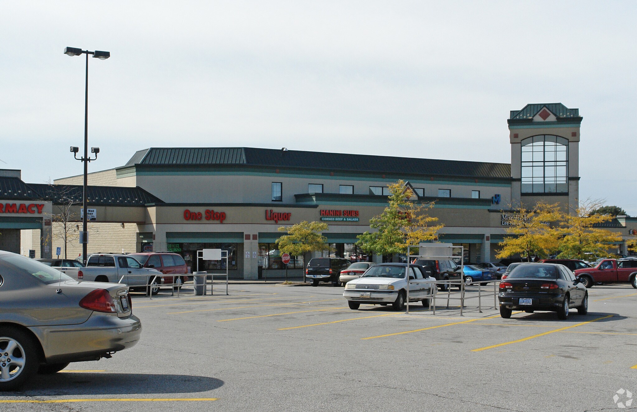 4071 Lee Rd, Cleveland, OH 44128 - Lee-Harvard Plaza | LoopNet
