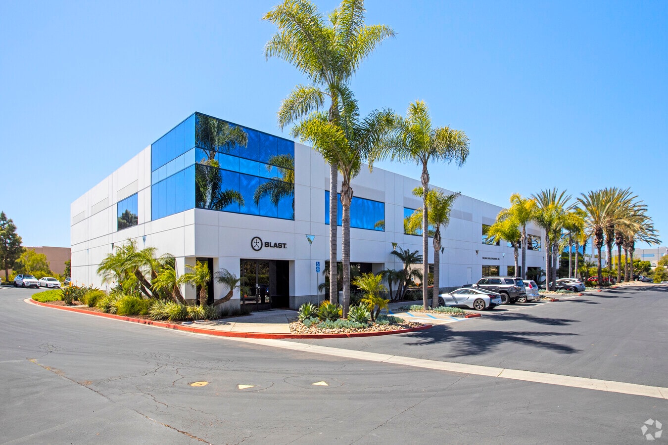 5803 Newton Dr, Carlsbad, CA 92008 - Newton Corporate Center | LoopNet