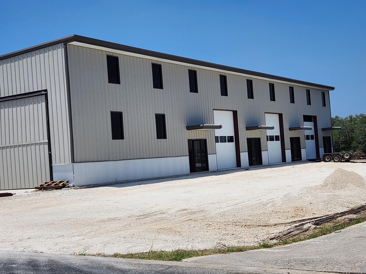 171 Kestrel Dr, Spring Branch, TX 78070 | LoopNet