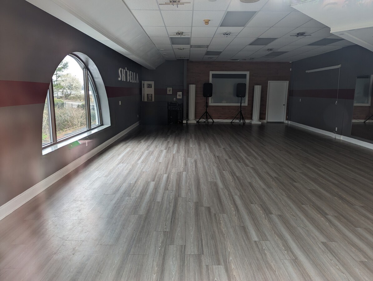 3111 Shannon Rd, Durham, NC 27707 | LoopNet