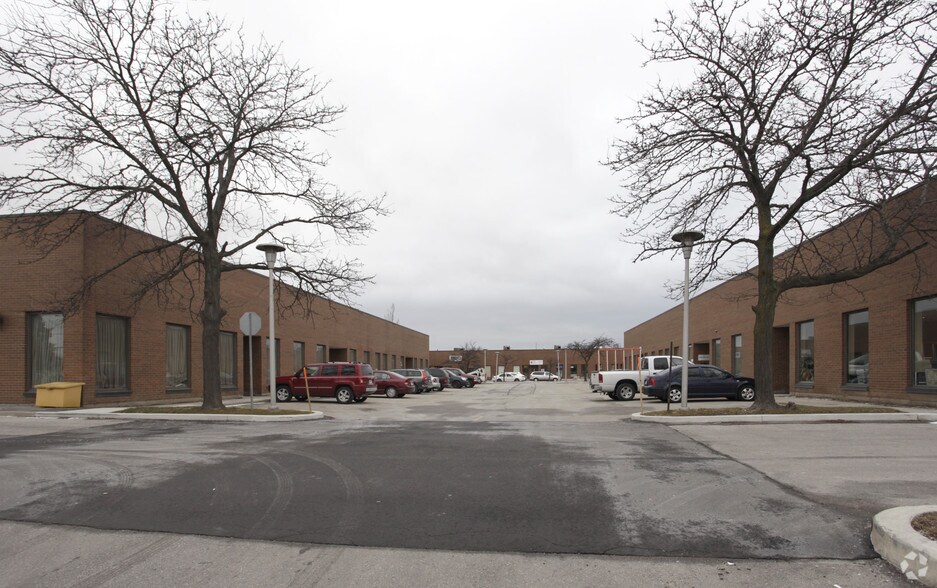 60 Rayette Rd, Concord, ON L4K 2B9 | LoopNet