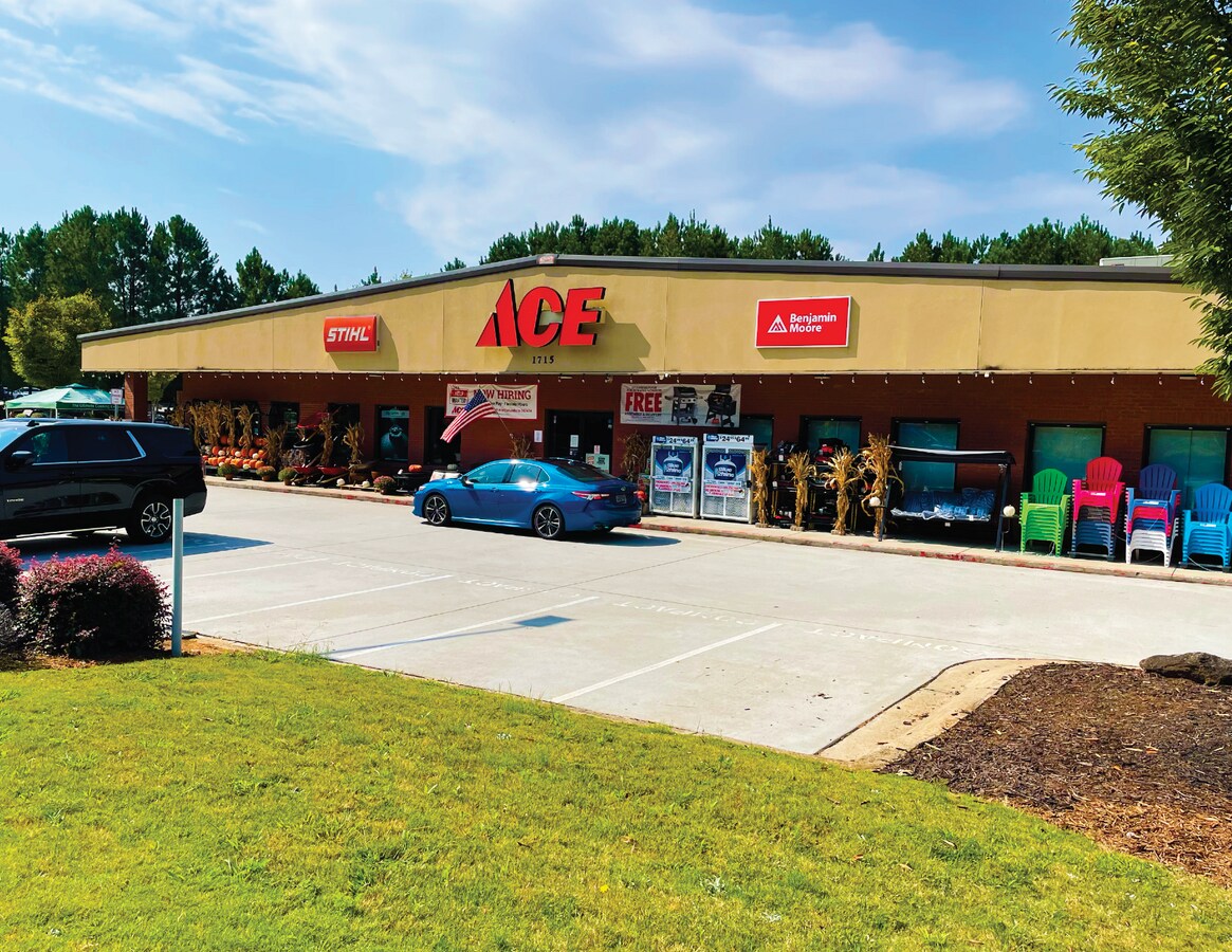 1715 Dennis Kemp Ln NW, Kennesaw, GA 30152 | LoopNet