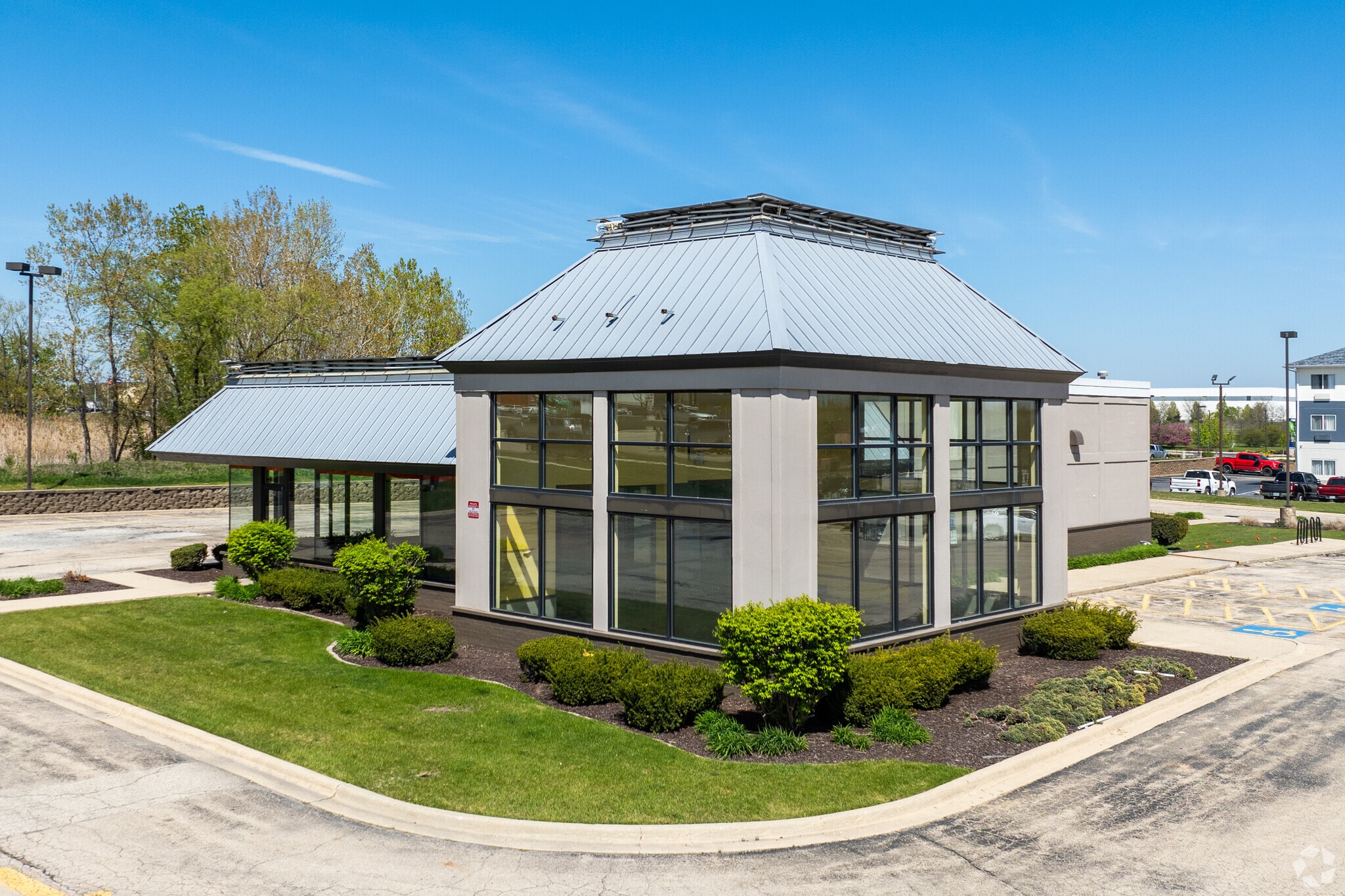 1290 Normantown Rd, Romeoville, IL 60446 | LoopNet