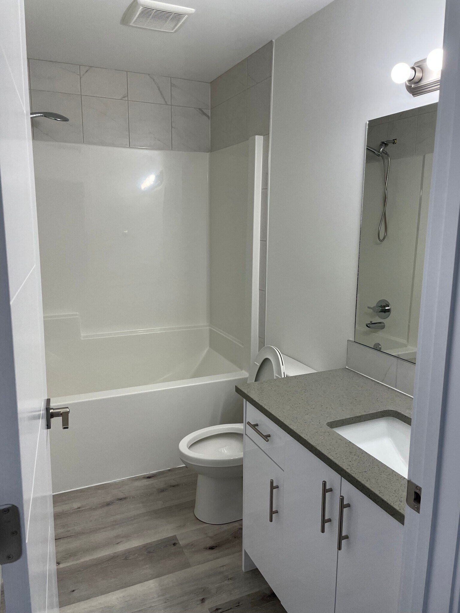 12904 116 St NW, Edmonton, AB T5E 5H4 - Office for Lease | LoopNet