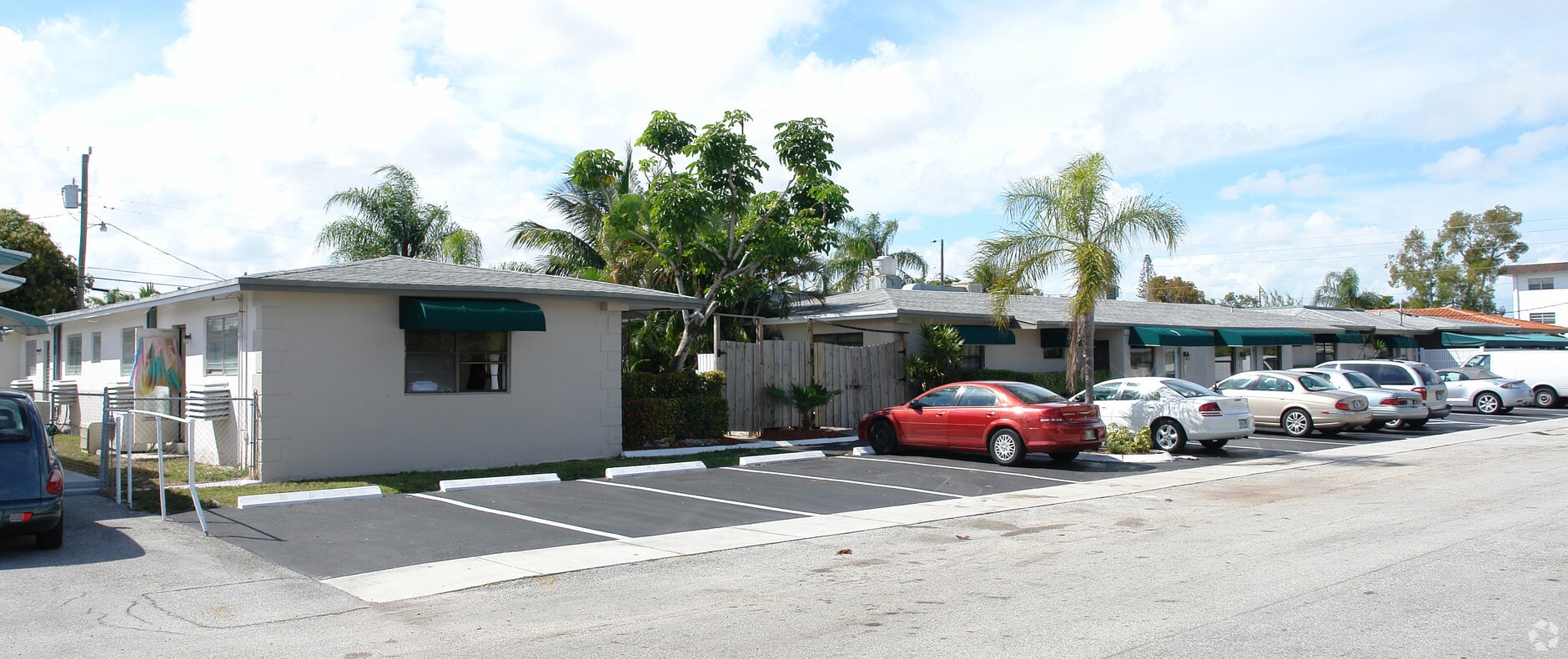 1222 N 16th Ave, Hollywood, FL 33020 | LoopNet