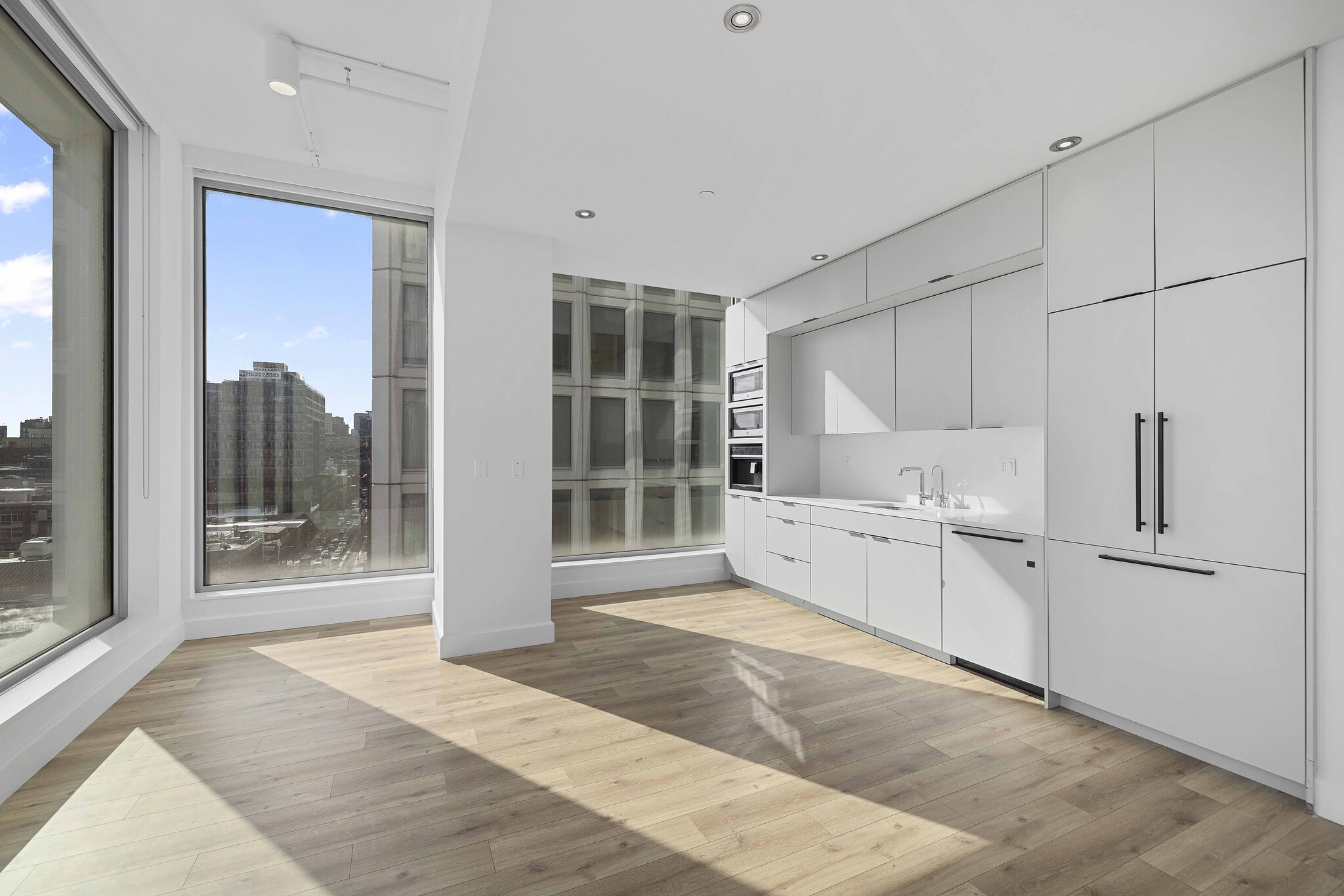 10 Grand St, Brooklyn, NY 11249 - Ten Grand Street | LoopNet