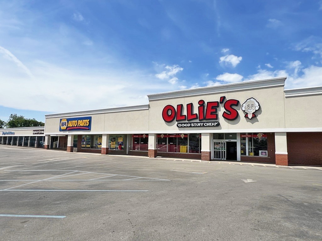 2240-2346 E 52nd St, Indianapolis, IN 46205 - Keystone Plaza | LoopNet