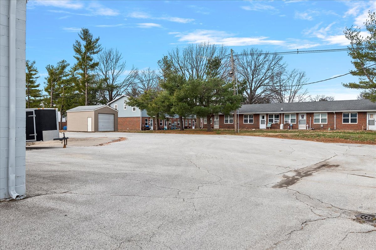 1847 S Main St, South Jacksonville, IL 62650 | LoopNet