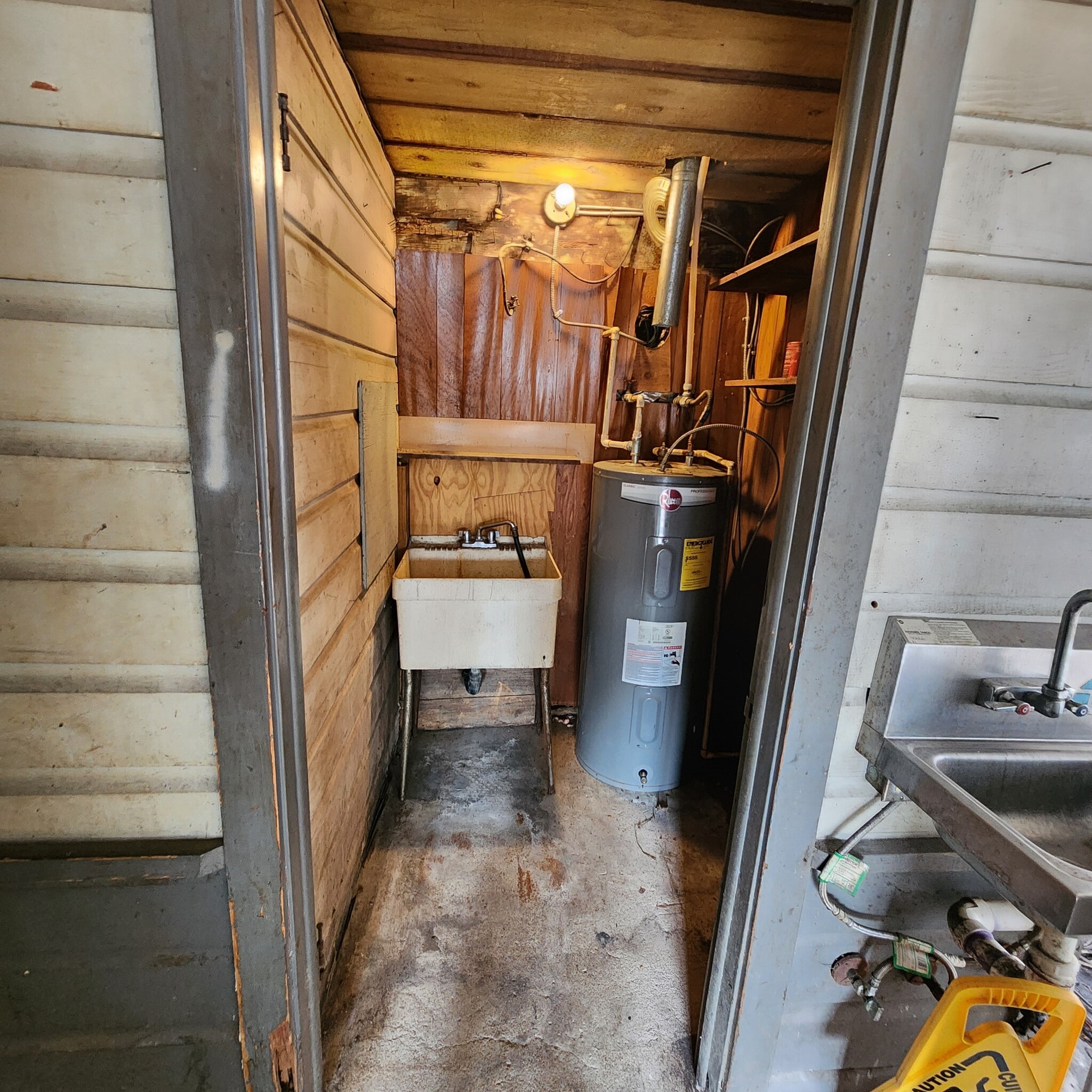 6225 Greens Rd, Humble, TX 77396 - Greens Road Bar Tavern Ice House ...