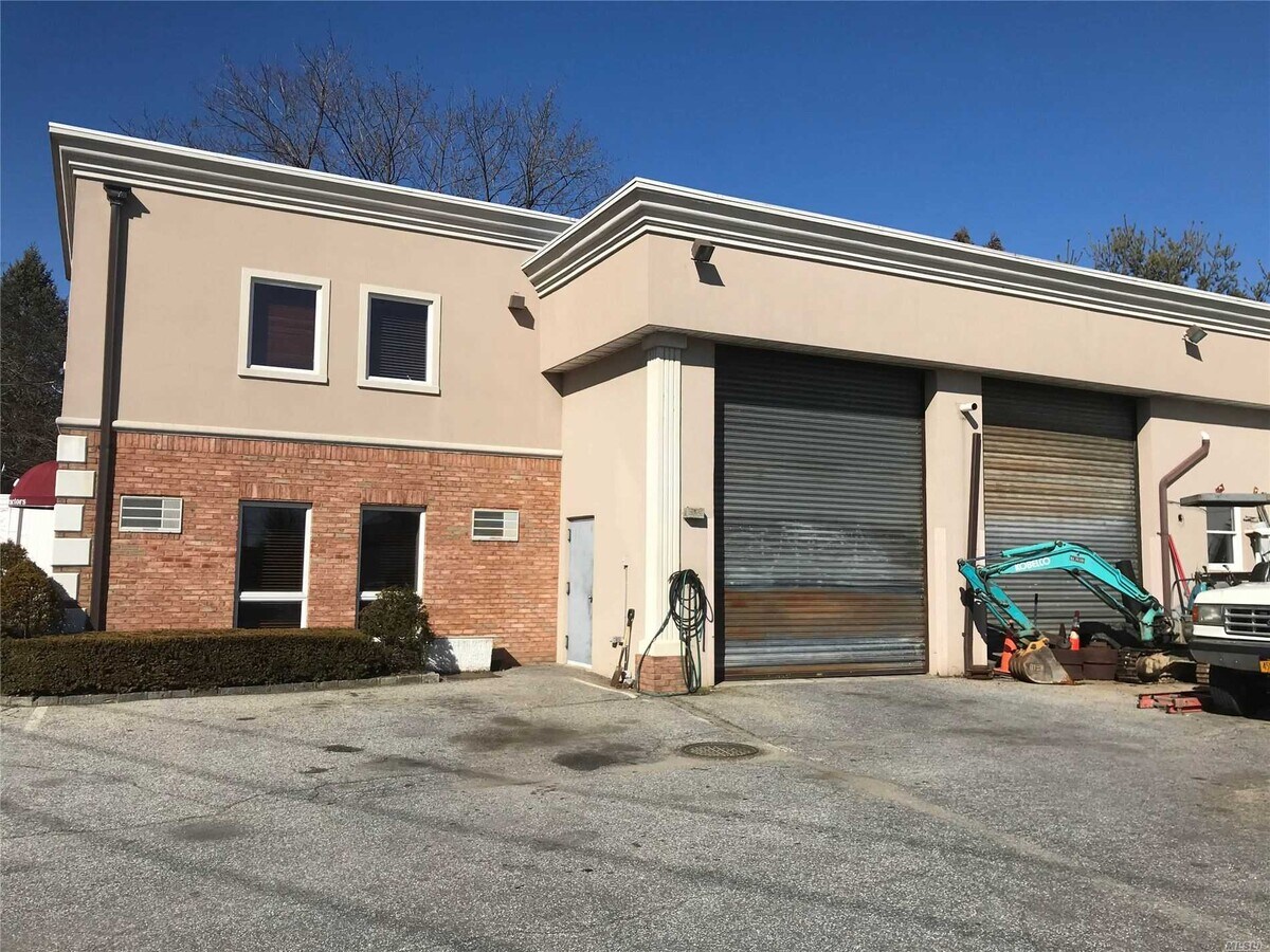 110 Mineola Ave, Roslyn Heights, NY 11577 | LoopNet