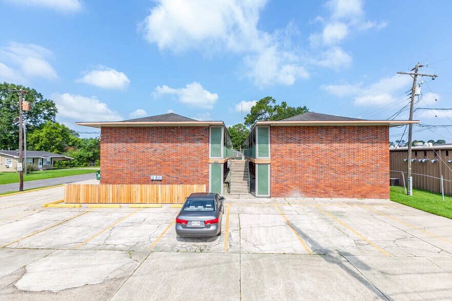 4276 Arnold Ln, Baton Rouge, LA 70809 | LoopNet 4276 Arnold Ln, Baton Rouge, LA 70809 | LoopNet