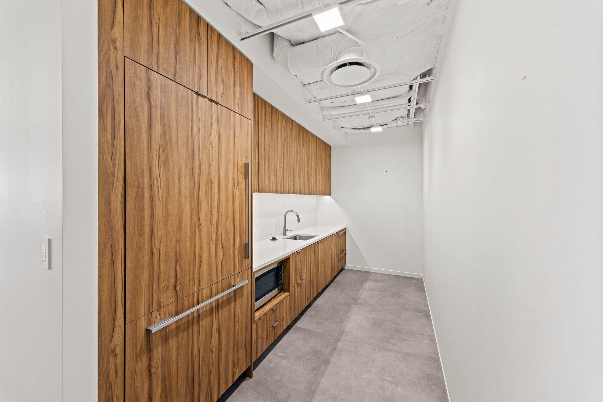 1 N Wacker, Chicago, IL 60606 - One North Wacker | LoopNet