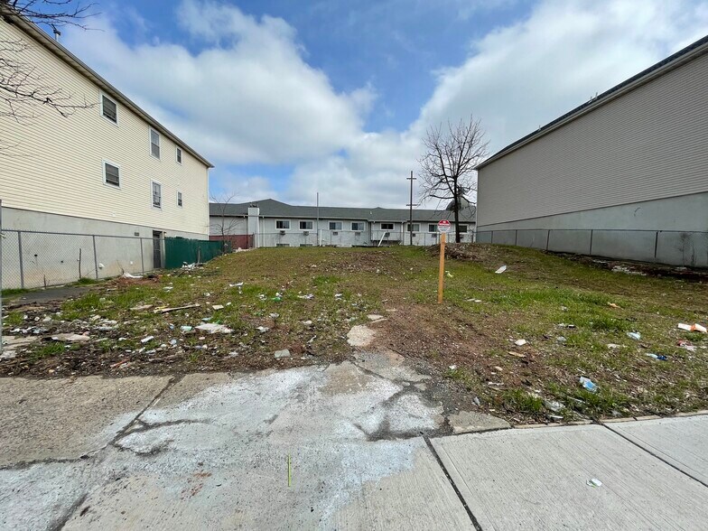 214 Bergen St, Newark, NJ 07103 | LoopNet