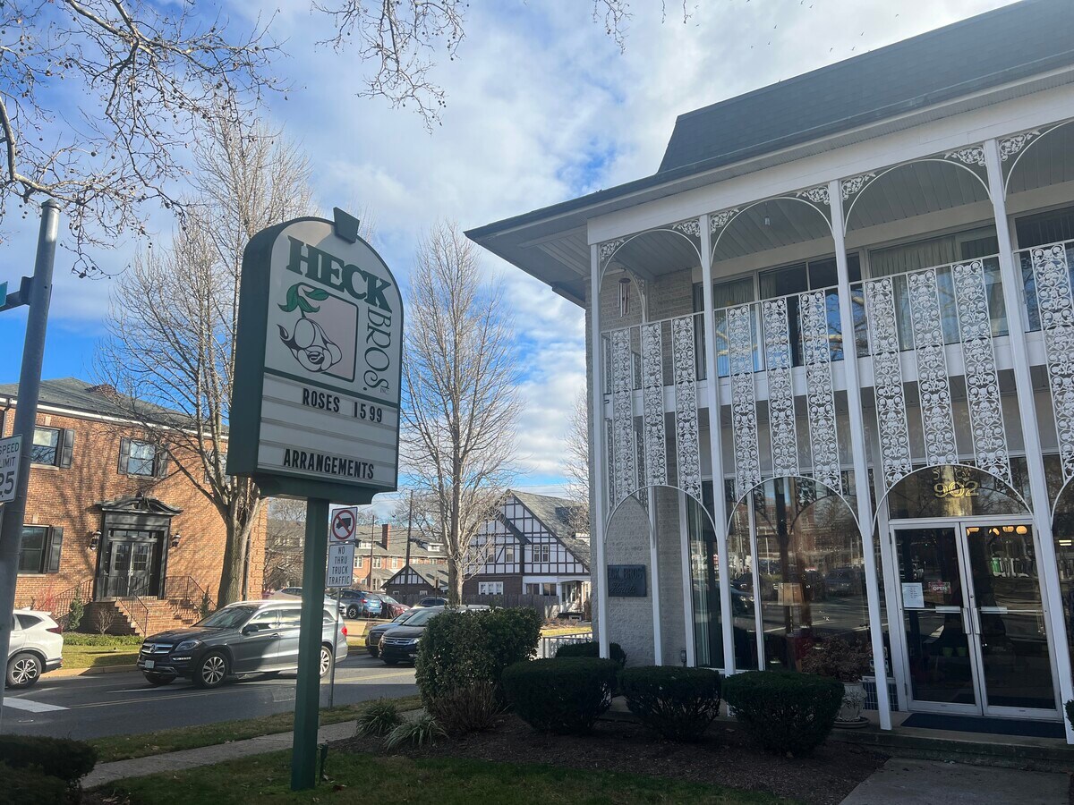 902 Penn Ave, Wyomissing, PA 19610 - 902 Penn Ave | LoopNet