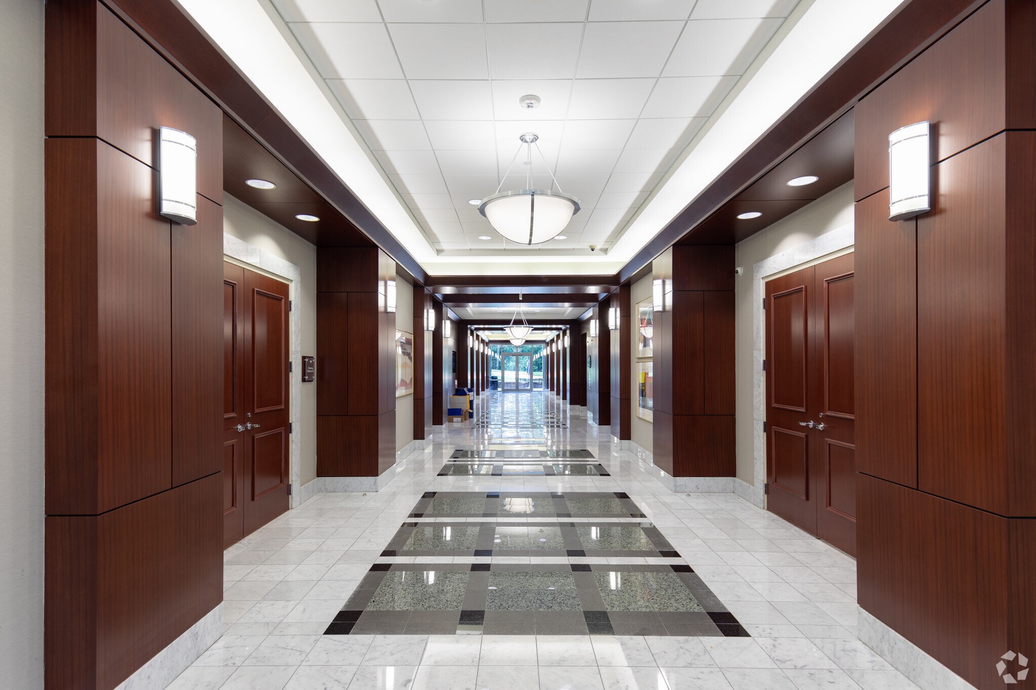 11325 N Community House Rd, Charlotte, NC 28277 - Irby Building | LoopNet