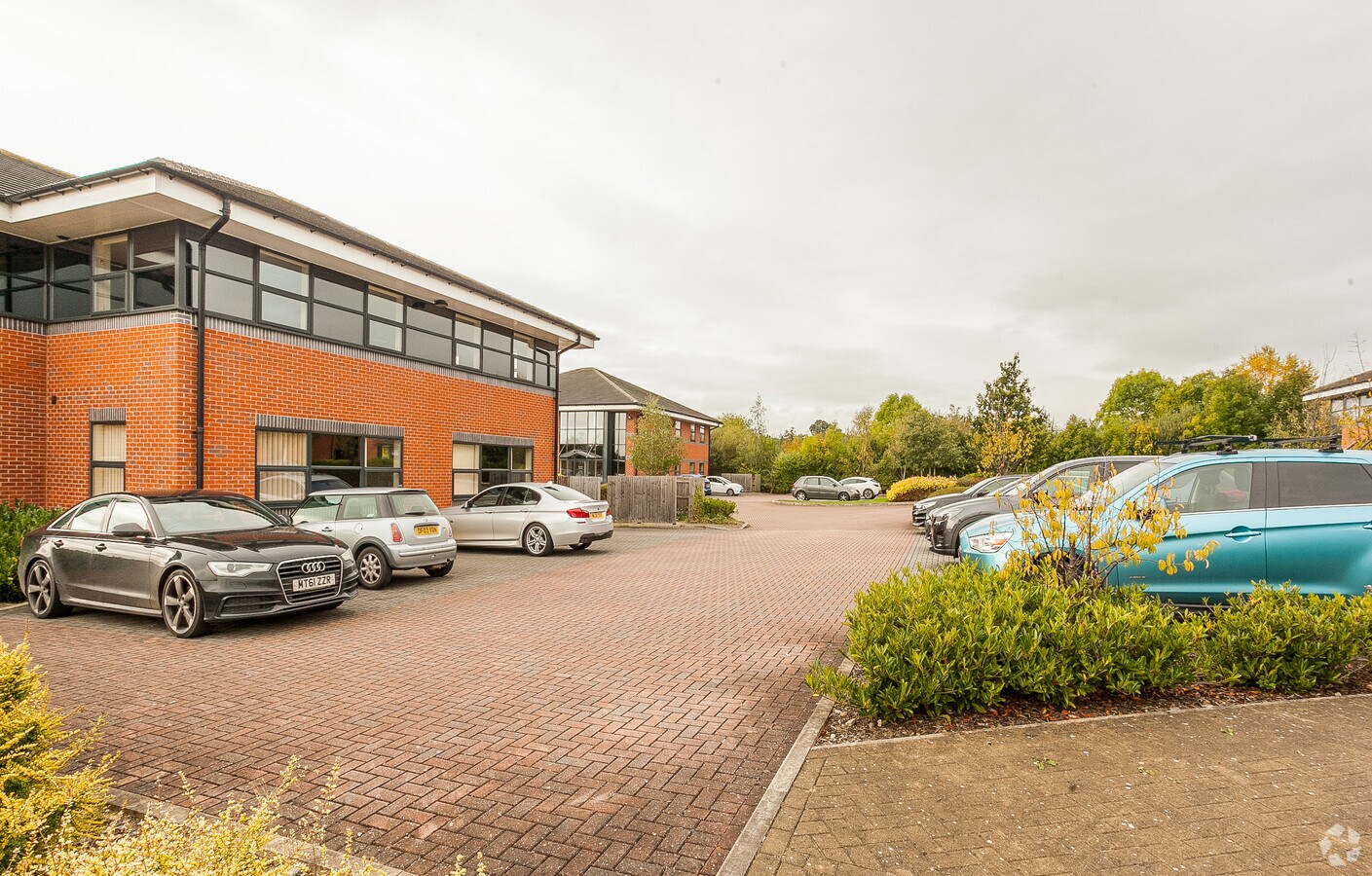 Clywedog Rd S, Wrexham, LL13 9AE | LoopNet