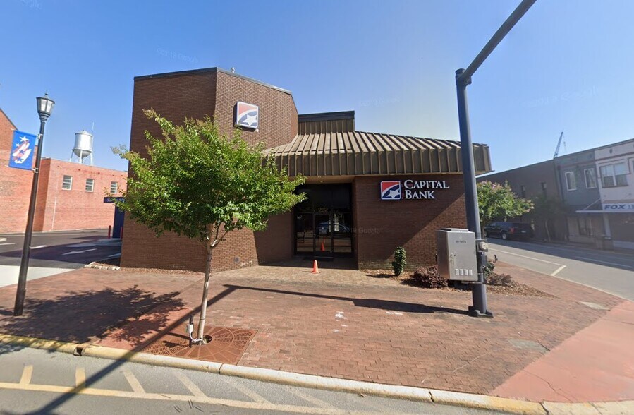 202 E Washington St, Rockingham, NC 28379 | LoopNet