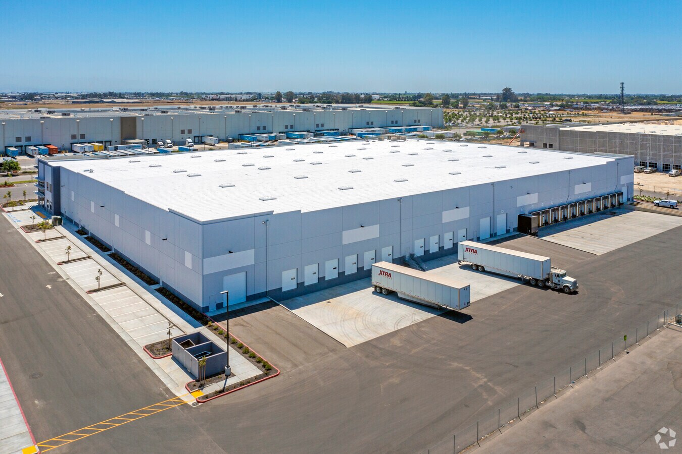 3523 S Northpointe Dr, Fresno, CA 93725 | LoopNet