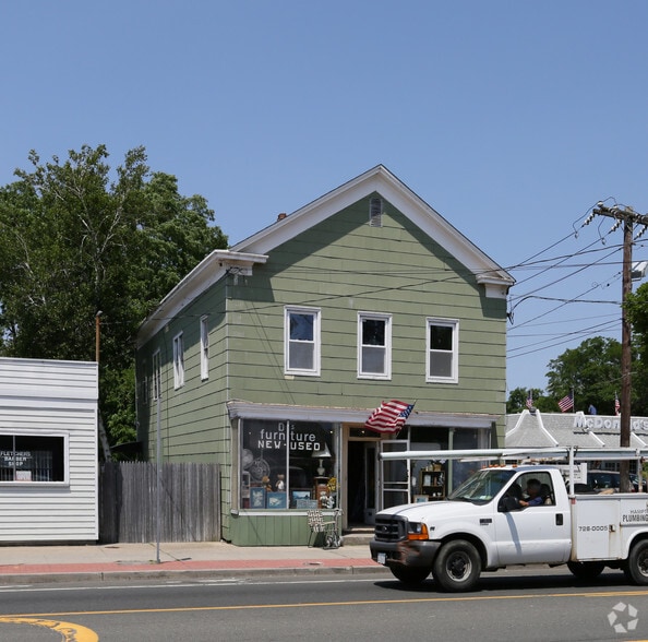 26 Flanders Rd, Riverhead, NY 11901 | LoopNet