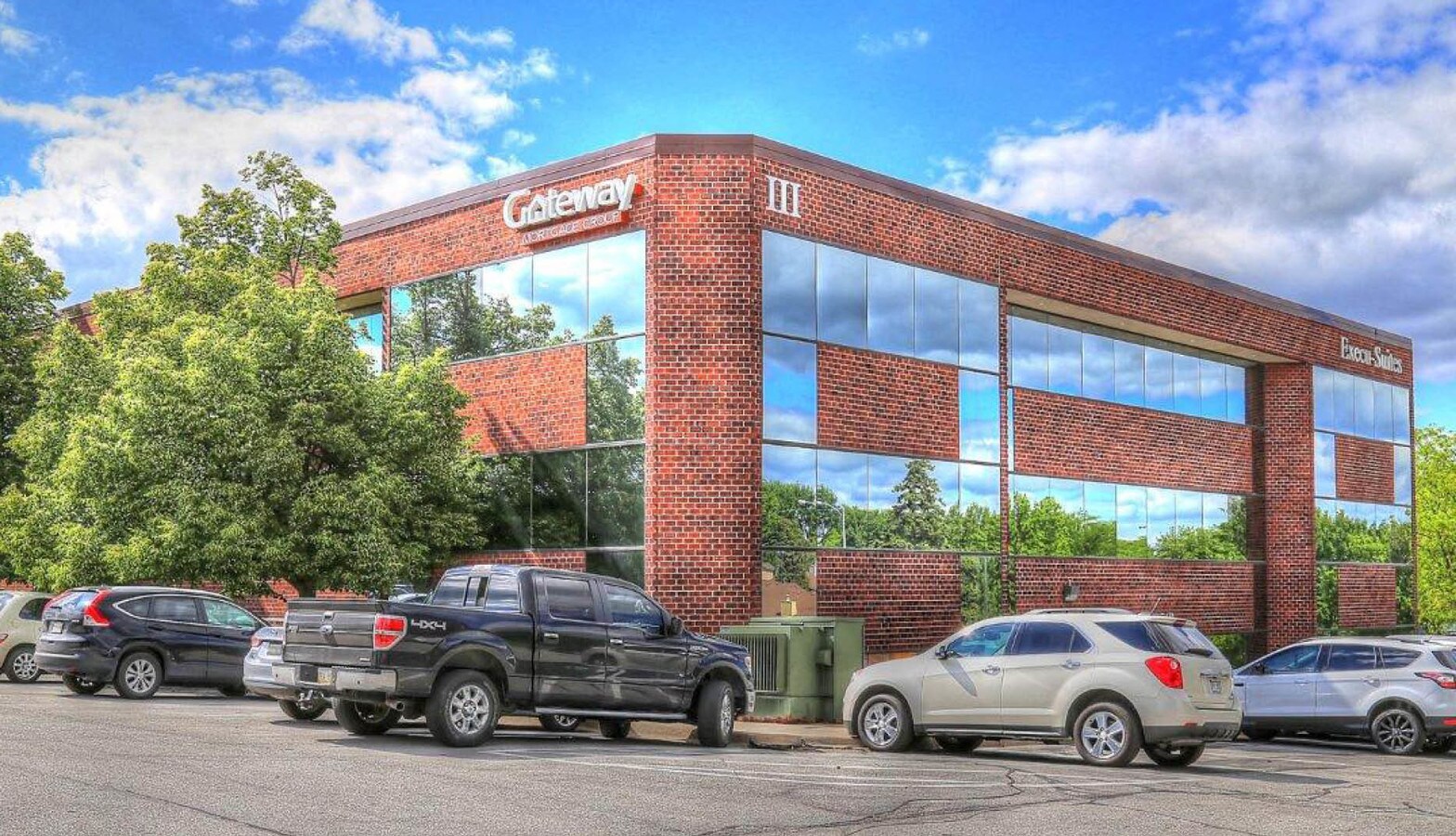 12020 Shamrock Plz, Omaha, NE 68154 | LoopNet