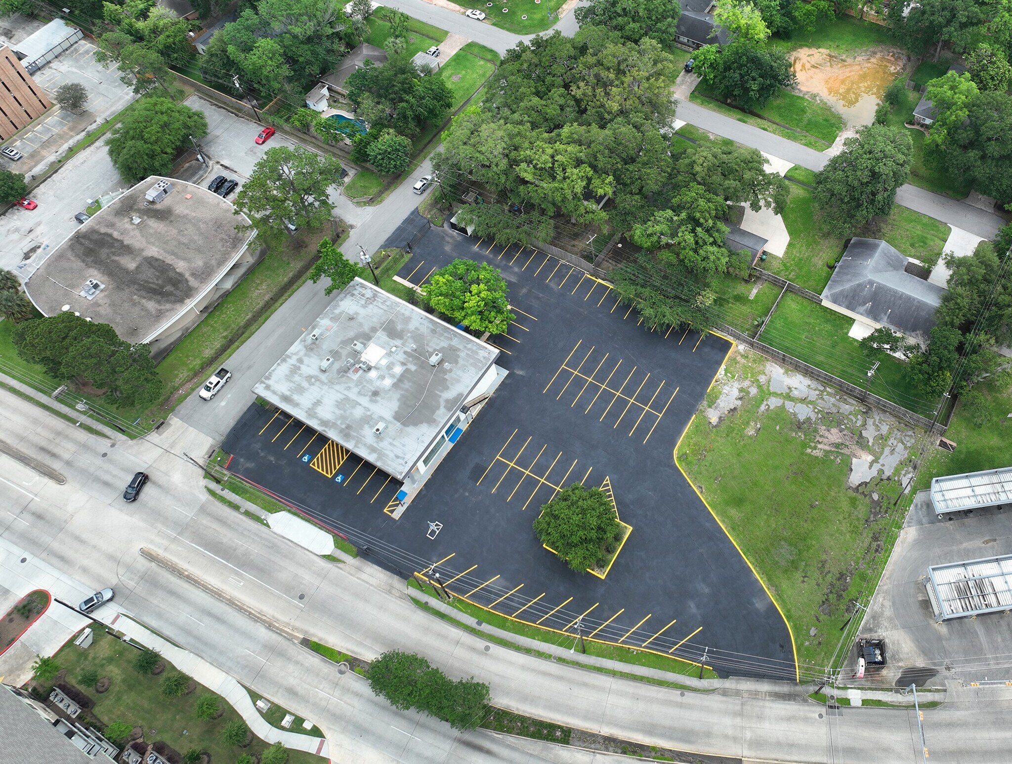 8845 Long Point Rd, Houston, TX 77055 - Retail for Lease | LoopNet