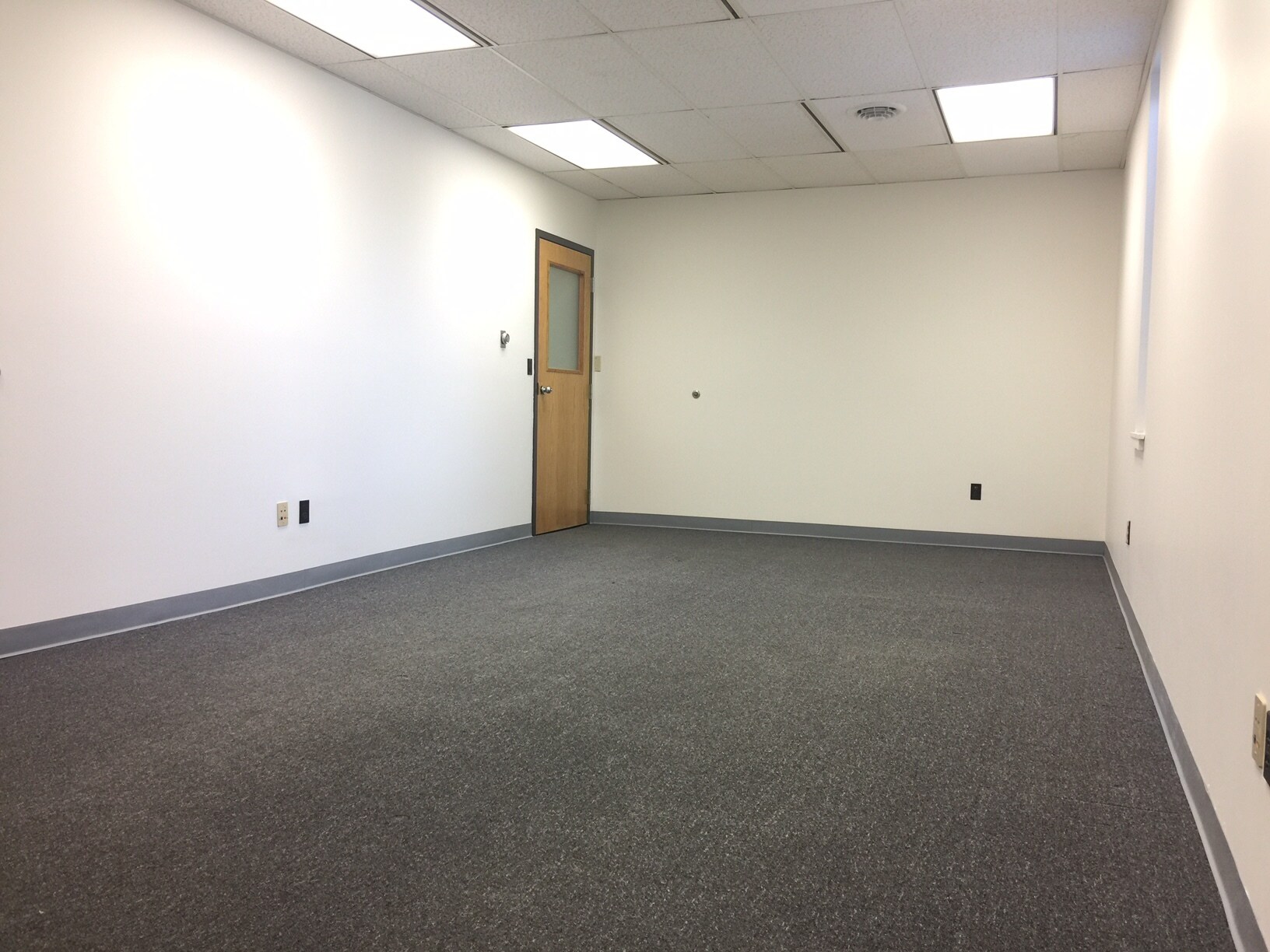 2 Computer Dr W, Albany, NY 12205 - Computer Park | LoopNet