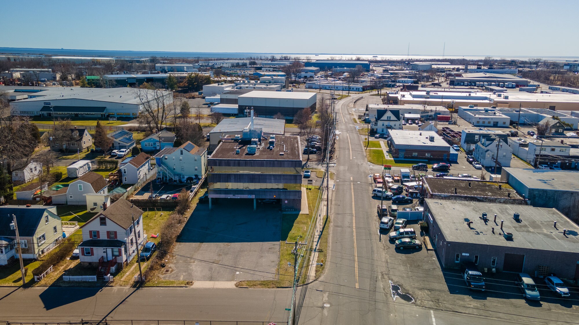 727 Honeyspot Rd, Stratford, CT 06615 - Stratford Executive Center | LoopNet