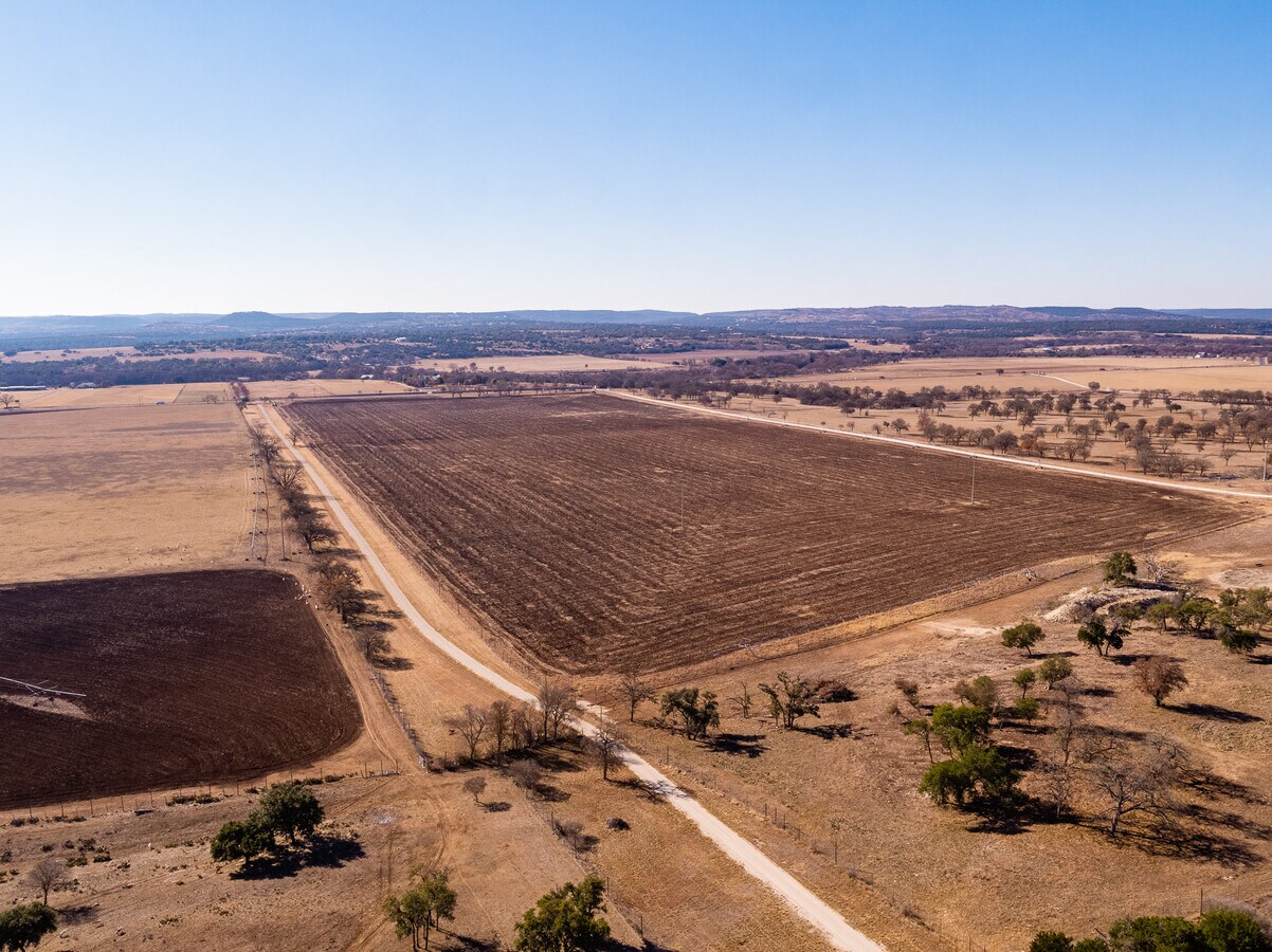 6460 TX-27, Center Point, TX 78010 | LoopNet