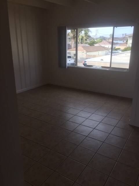 205-215 W Roderick Ave, Oxnard, CA 93030 - Villa Santa Cruz | LoopNet