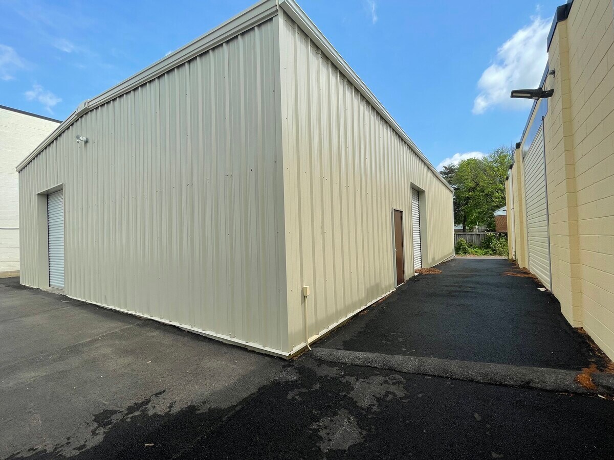 8100 Cryden Way, Forestville, MD 20747 | LoopNet