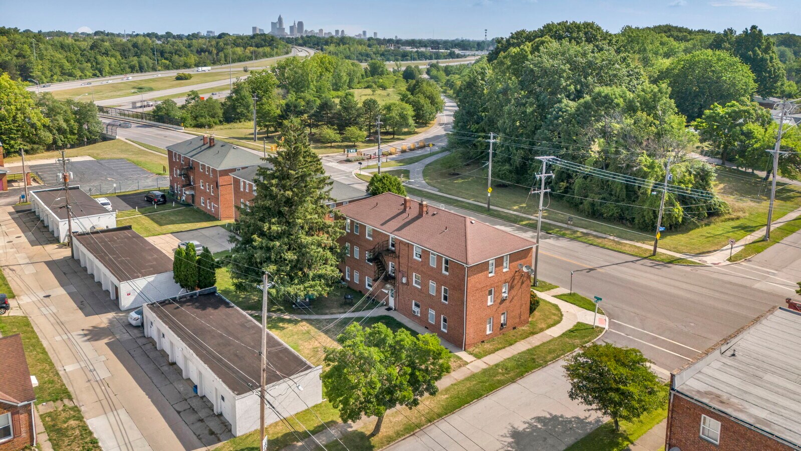 4044 Ridge Rd, Brooklyn, OH 44144 | LoopNet