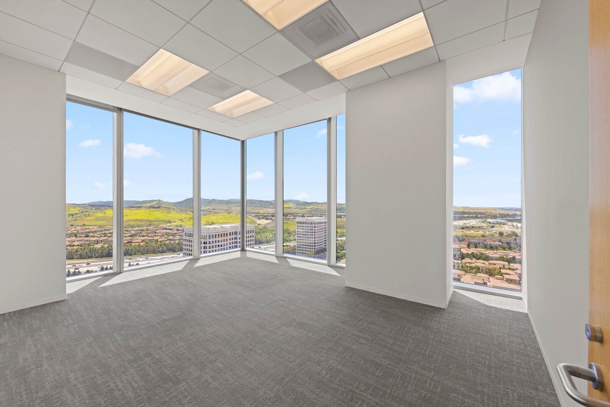 200 Spectrum Center Dr, Irvine, CA 92618 - Spectrum Center | LoopNet