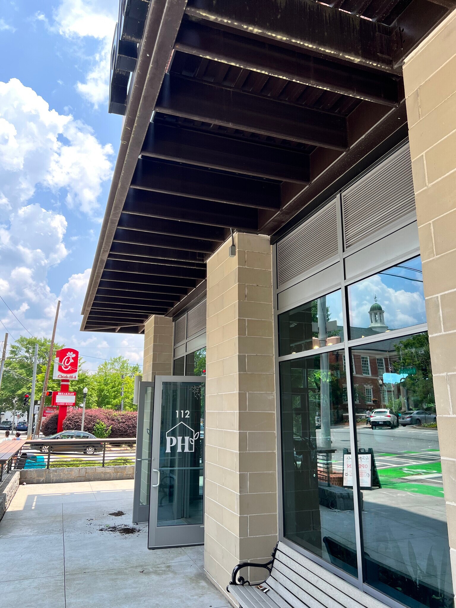 120 W Trinity Pl, Decatur, GA 30030 - AMLI Decatur | LoopNet