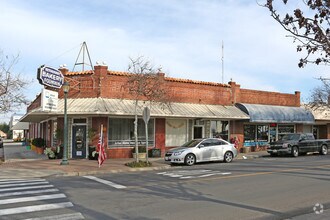 1702 Main St, Escalon, CA 95320 - APN/Parcel ID: 227-151-01