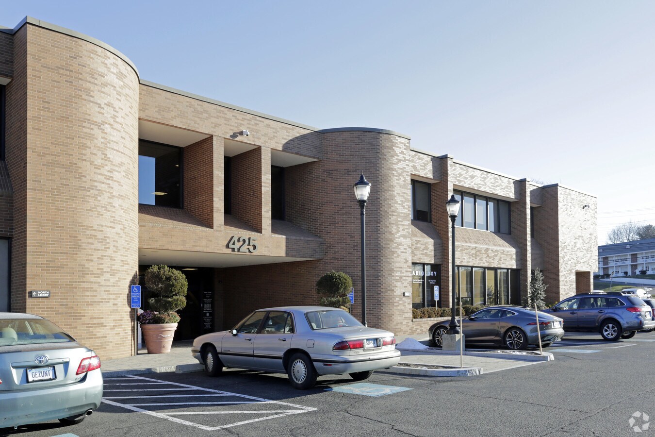 425 Post Rd, Fairfield, CT 06824 | LoopNet