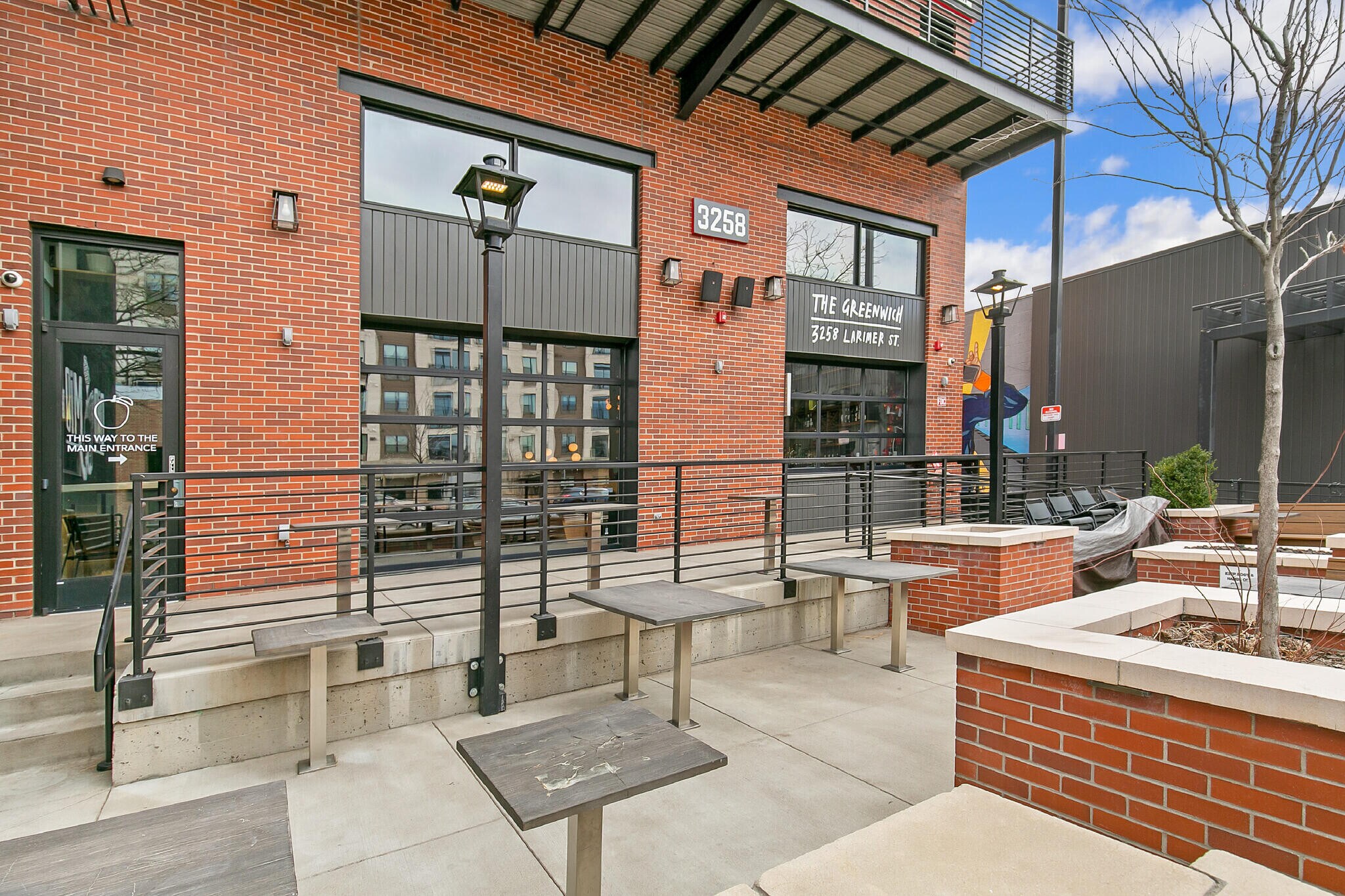 3254-3258 Larimer, Denver, CO 80205 - The Oxpecker | LoopNet